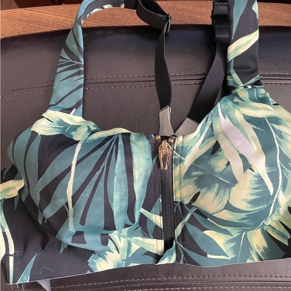 Victoria's Secret | Intimates & Sleepwear | The Knockout Bra In Green ...
